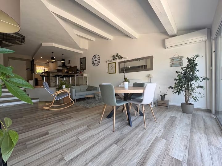 Maison Mitoyenne En Résidence Piscine - La Gaude