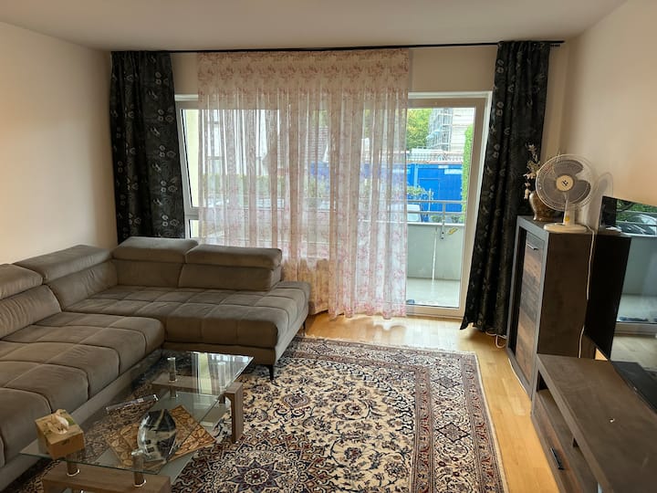Stilvolle Wohlfühlwohnung In Bester Lage - Eching