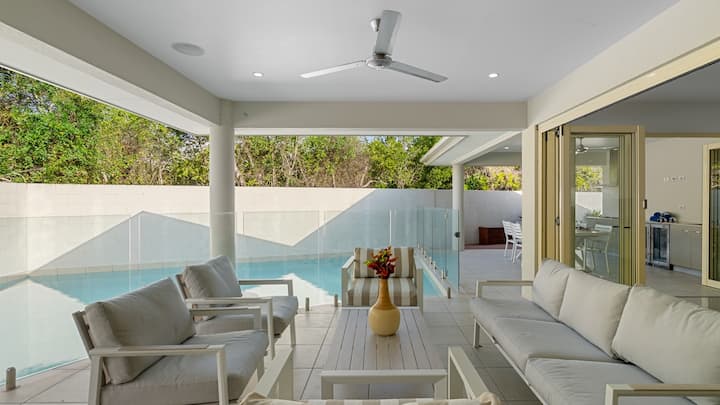 Seamless Indoor Outdoor Space | Pool | Media Room - Trinity Beach