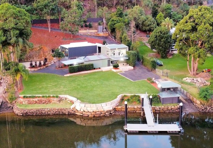 The Riverfront Getaway - Studio - Relax & Enjoy - Wisemans Ferry