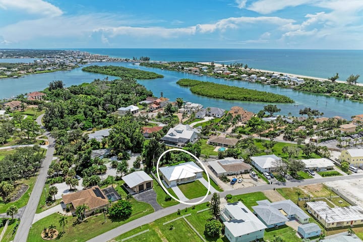 Beachwalk East+west|wholehome-near Nokomis Beach - Venice, FL