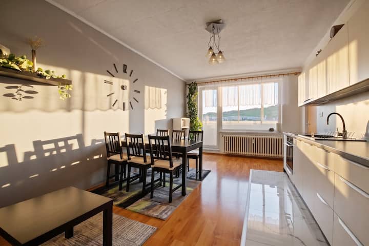 Apartment With The Best View - Oravský Podzámok