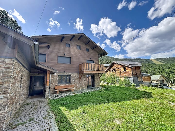 Le Bigorra - Bas De Chalet - 2 Ch - Les Angles