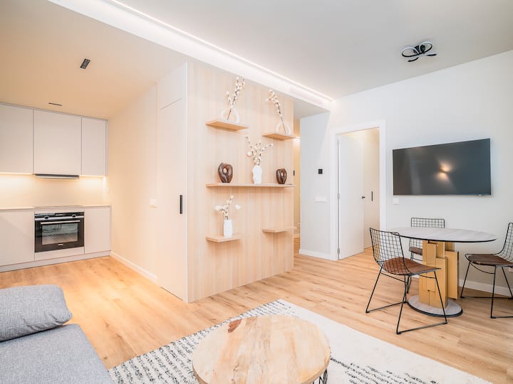 Exclusive Smart Living & Pool 1-3, Plaza España - Barcelona