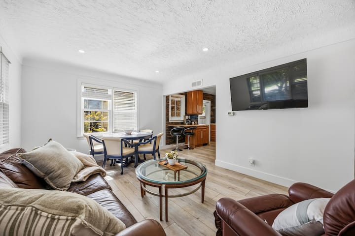 The Marigold Bungalow - Sarnia