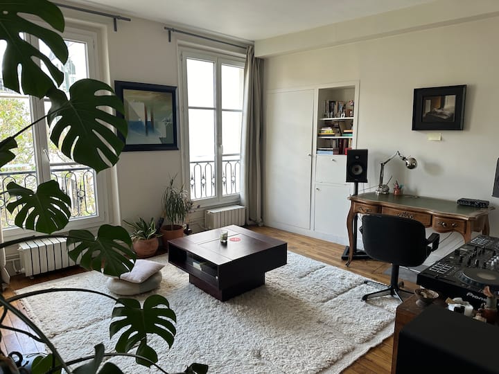 Spacious Parisian Flat, View On Pompidou Center - Paris