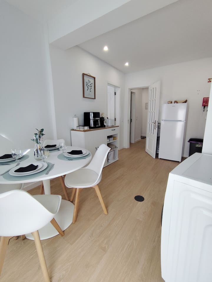 T1 Confortable Avec Terrasse à 650m De La Plage - Quarteira