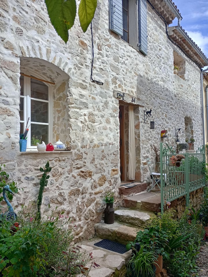 Maison Dans Un Hameau Classé - Le Luc