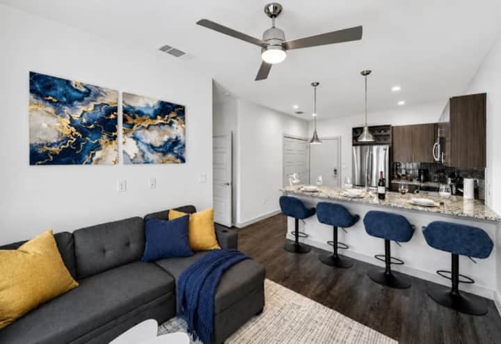 Charming Private 1br - Access To Pool
& Patio - Allen, TX