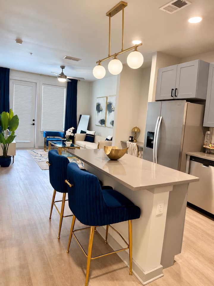 Downtown Luxe Stay | Near Stadium & Arena - Jacksonville, FL