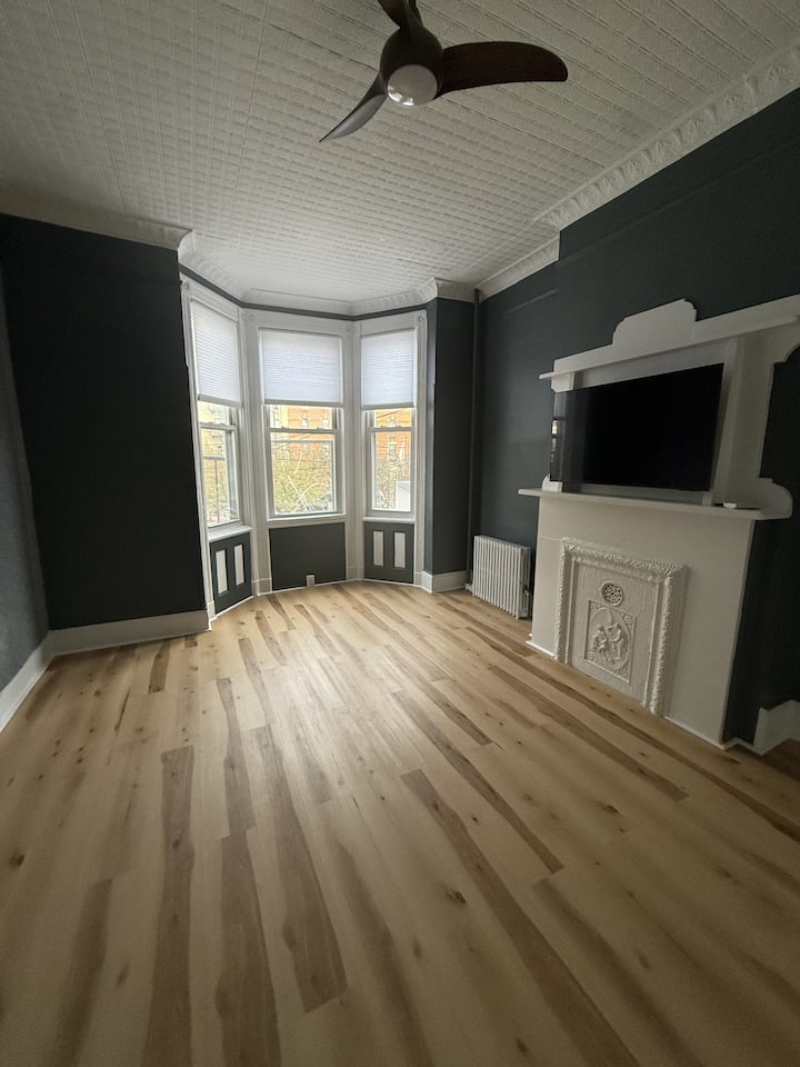 New Listing! 2 Bdrm Apt In A Central Location - Weehawken