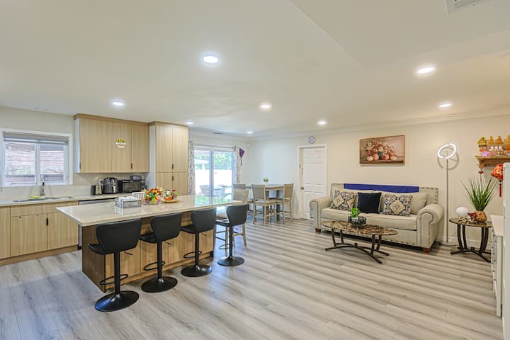 Oc Family Home | Near Disney & Csuf - Placentia