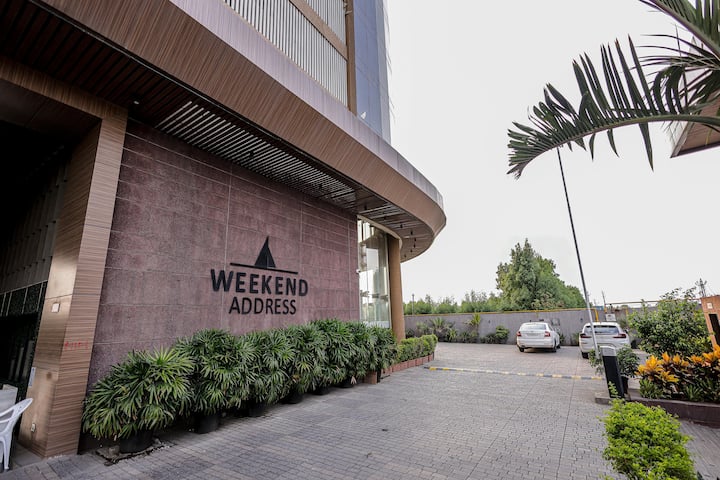 Weekend Address By Farmville 2 Bedroom Studio Flat - Surat