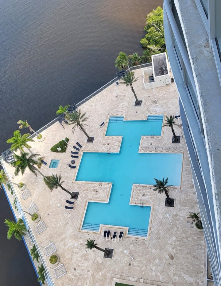 Waterview Escape - Fort Myers