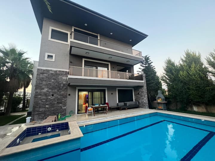 Belekte Lüks öZel Kiralık Villa - Belek