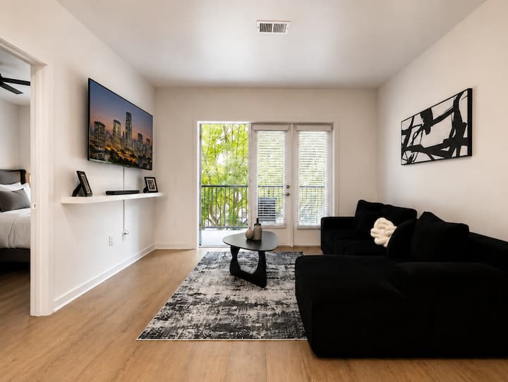 Stylish 2br Charlotte Stay | Pool, Gym & Bbq - Quail Hollow - Charlotte