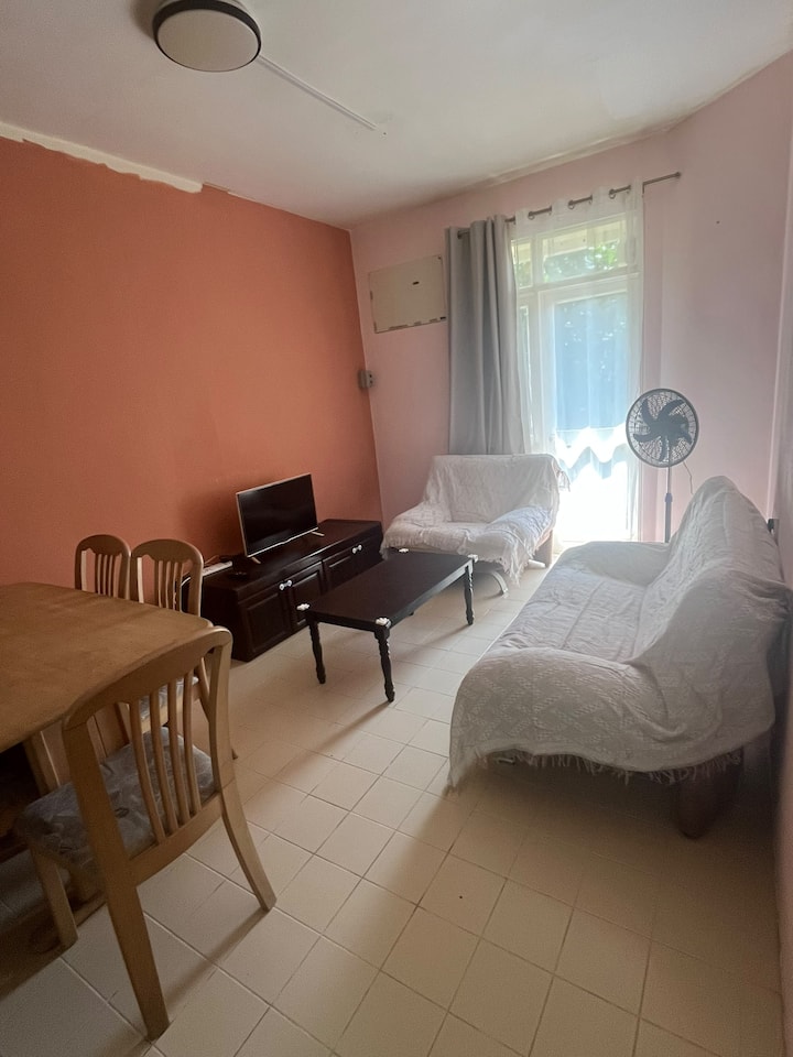 Budget Homestay In Batu Ferringhi. 2 Min To Beach! - Batu Ferringhi