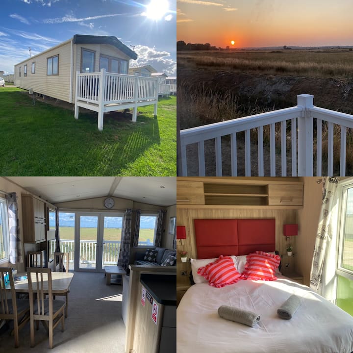 Abi Harwood 
Light Spacious Perfectly Positioned - Camber Sands