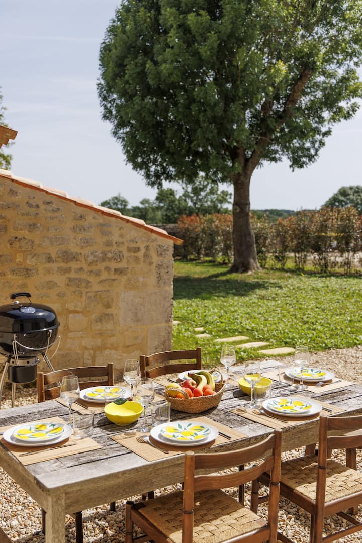Gîte Familiale Au Château De Panloy - Saintes