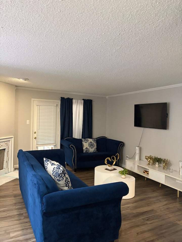 Condo In Las Colinas - Irving, TX