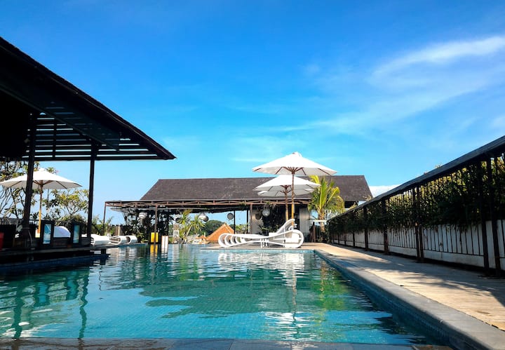 Chic 2 Deluxe Room Near Kuta Beach, Legian - Legian
