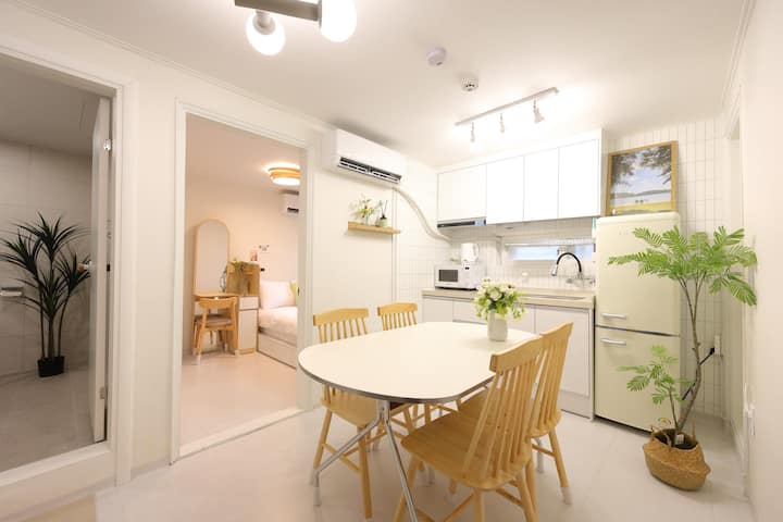 Opening Deal|2br・sleeps 6|2・5・7 Lines|bag Storage - Seoul