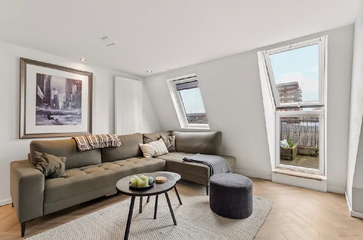Licht Dakappartement Met Dakterras In Oud-west - Ámsterdam
