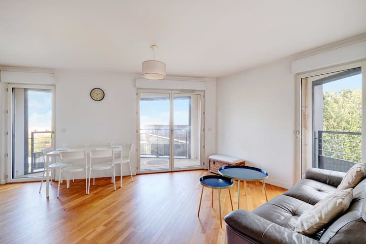 Appt Spacieux Avec Balcon 6p - Issy-les-moulineaux - Issy-les-Moulineaux
