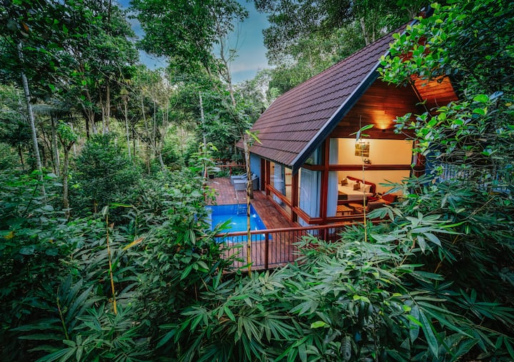 Private Pool Cottage In Boutique Resort - Thekkady