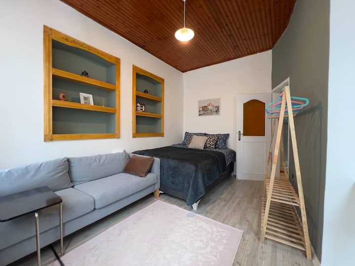 Best Location Historical Family House Near Taksim - Beyoğlu