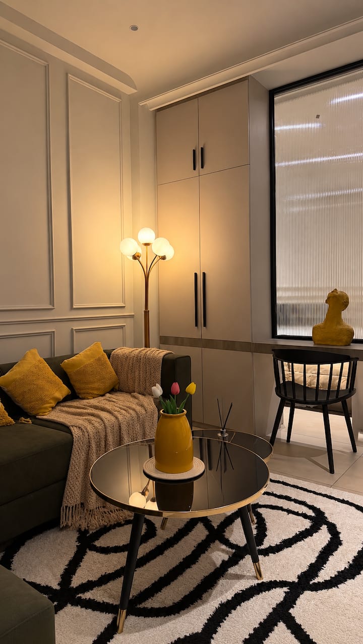 House Of Leo | Luxe Urban Stay - Delhi