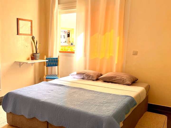 Budget Room 3 - Casablanca