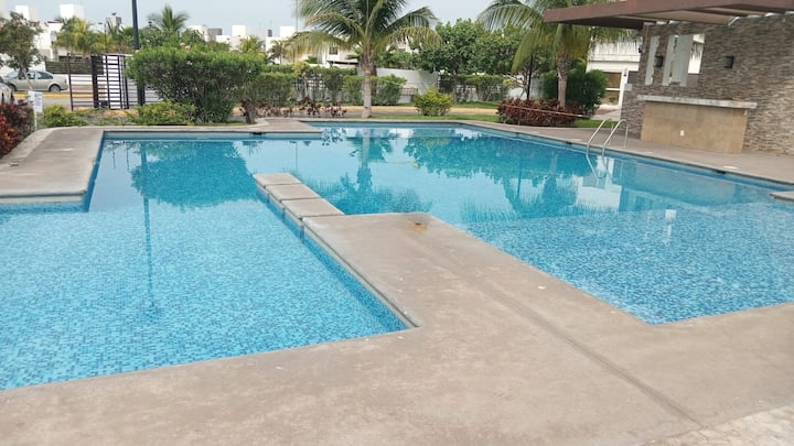 Casa En Veracruz Con Alberca Y Amenidades - Veracruz