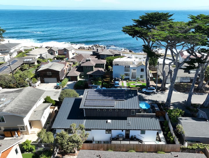 New Luxury Coastal Home ~ 1 Block From The Ocean - Pacific Grove, CA