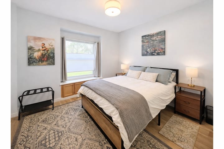 Charming Family Retreat | Pool | 2 King Beds - 默裏迪恩
