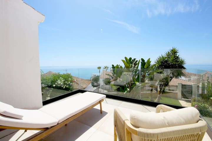 Estepona West Luxury Family Villa Brisamar - Estepona