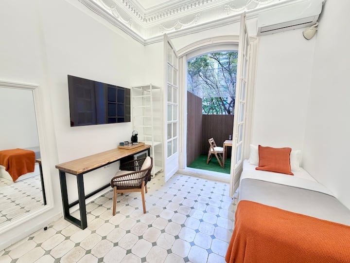 Habitación Twin Con Terraza, Baño Compartido - Barcelona