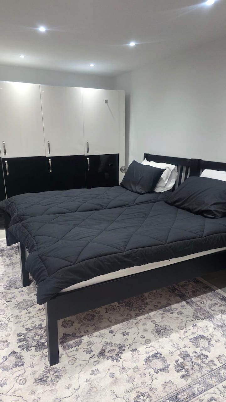 Brand New High End Studio Apartment - Romford