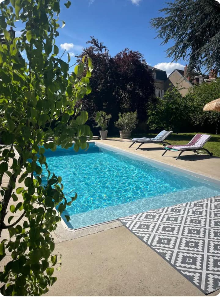 Chambre Avec Sdb Privée , Proche Cinéma, Gare - Moulins