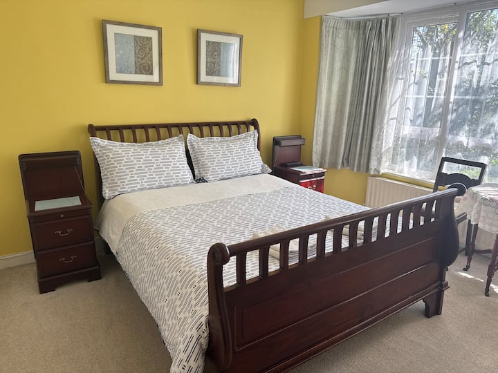 Garden View King Room – Front Garden Serenity - Cork, Irlanda