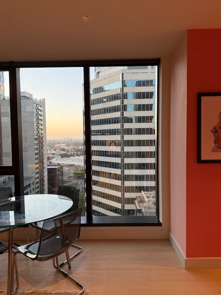 Melbourne Cbd 2br 2 Bath Pool City Views - Australia