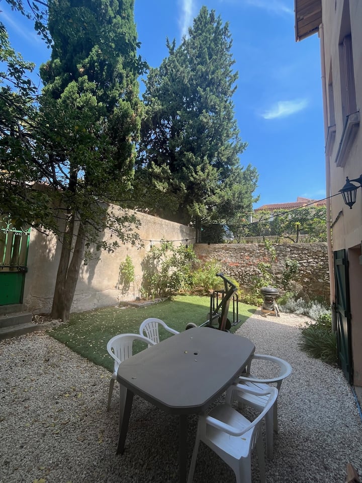 Rez De Jardin La Loubière - Tolone