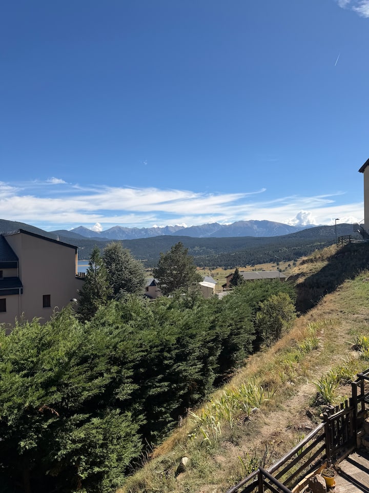Appartement Face Aux Montagnes Et Lac - Les Angles