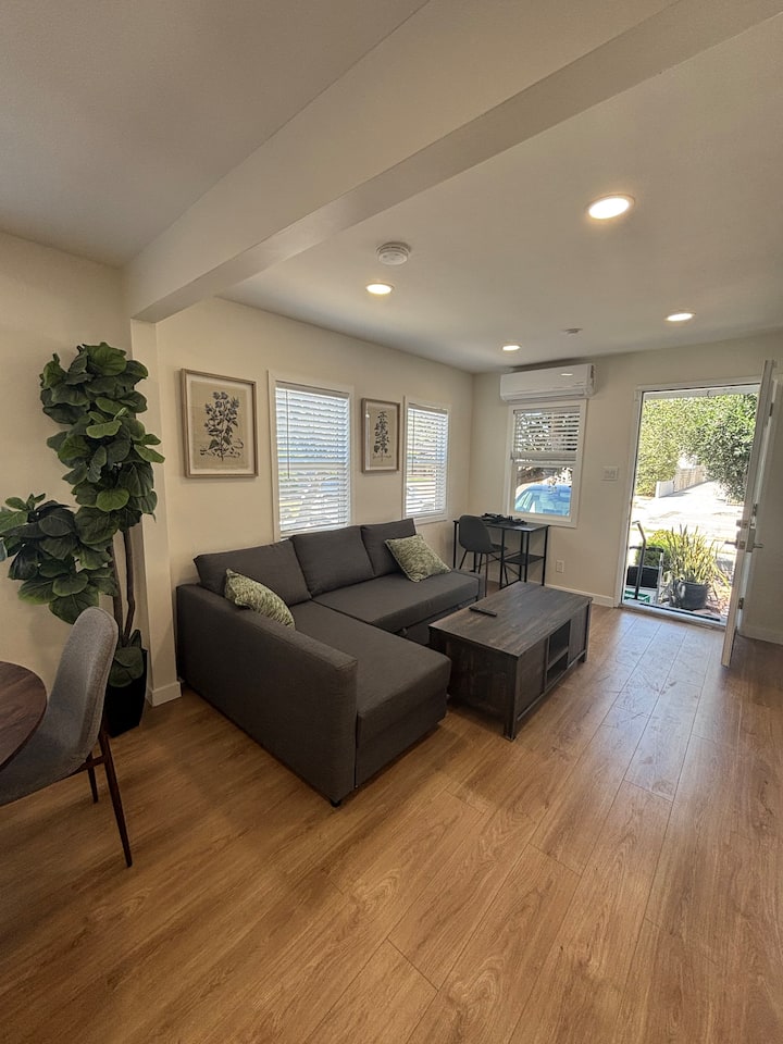 Newly Remodeled Cozy Home - Torrance, CA