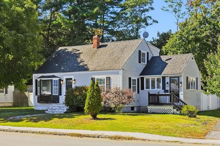 Spacious Home Near Andover & I-495! - Harold Parker State Forest, Andover