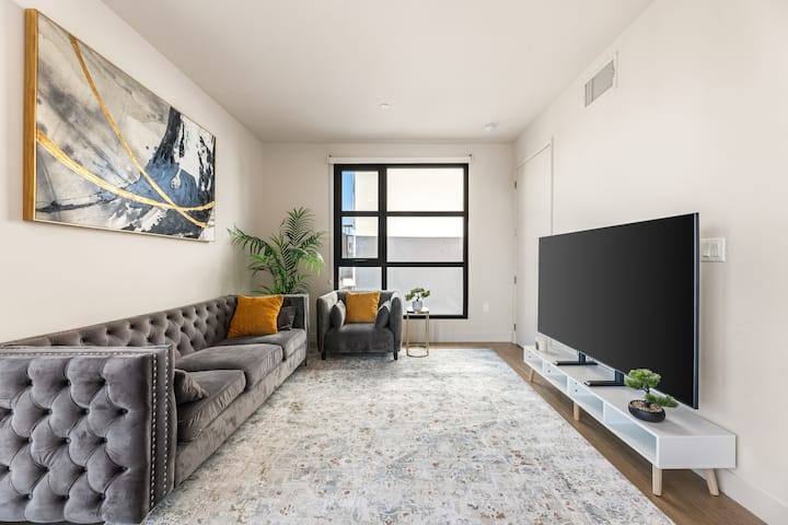 Sunlit Santa Monica 1br | Walk To Beach - Santa Monica, CA