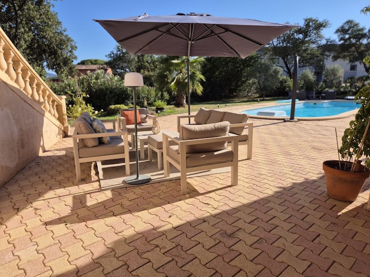 Superbe T2 Neuf En Rez De Villa Avec Piscine - Vidauban