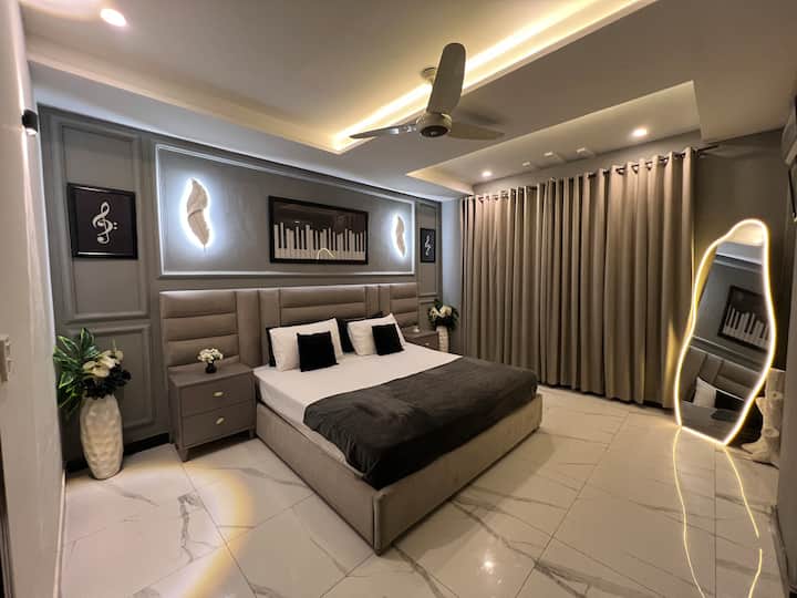 Refined Luxury 1bhk Suite|stylish & Serene - Islamabad