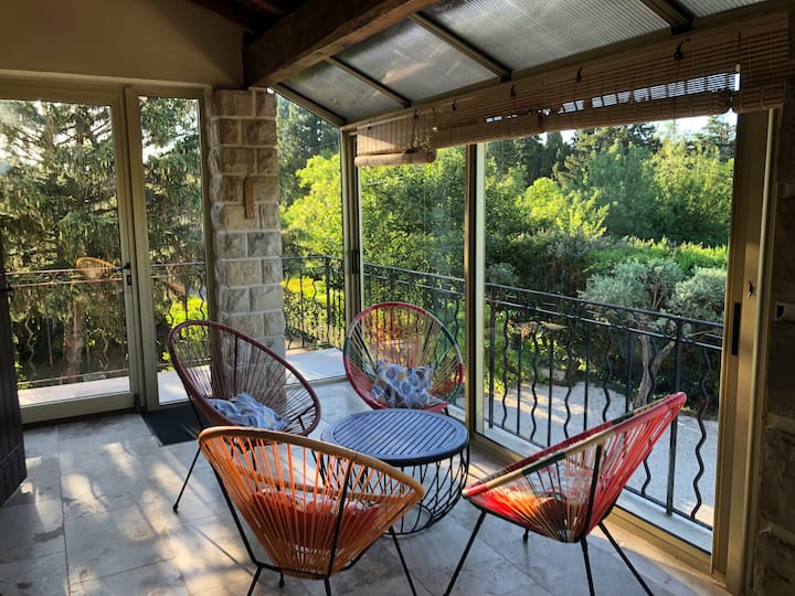 Les Alpilles, Appartement 95m² Calme Avec Piscine - Eygalières