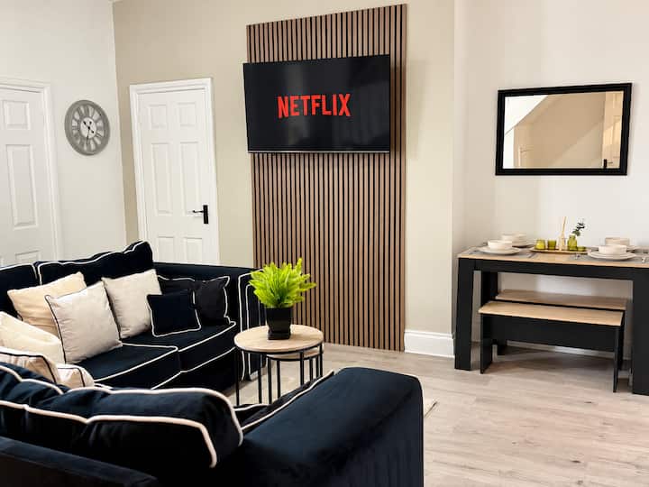 4br Contractor Hub | 5 Beds | 5 Tvs | Free Parking - Sunderland